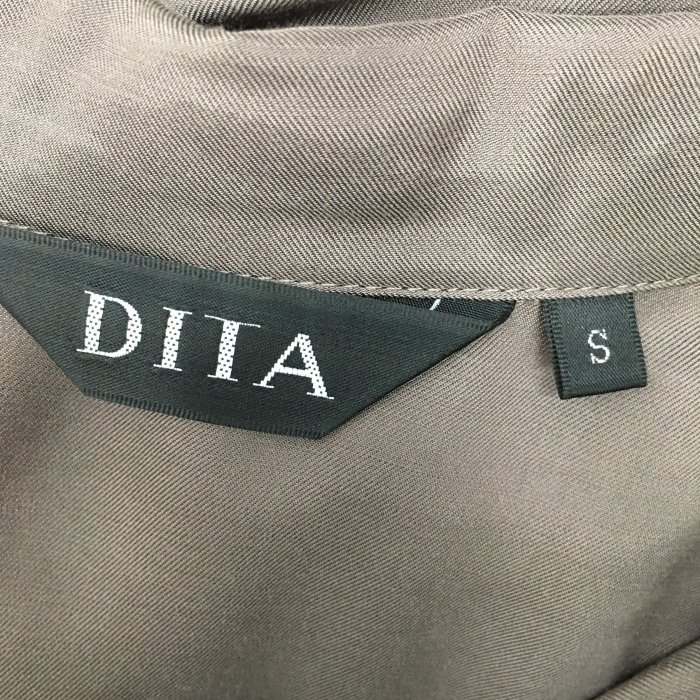 【愛莎＆嵐】DITA 女 灰色素面長袖洋裝/S 11307 09 | Yahoo拍賣