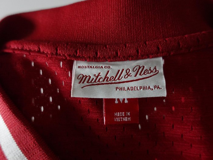 CA 美國運動品牌 Mitchell & Ness 紅色 網眼 休閒運動短t M號 一元起標無底價C446 | Yahoo拍賣