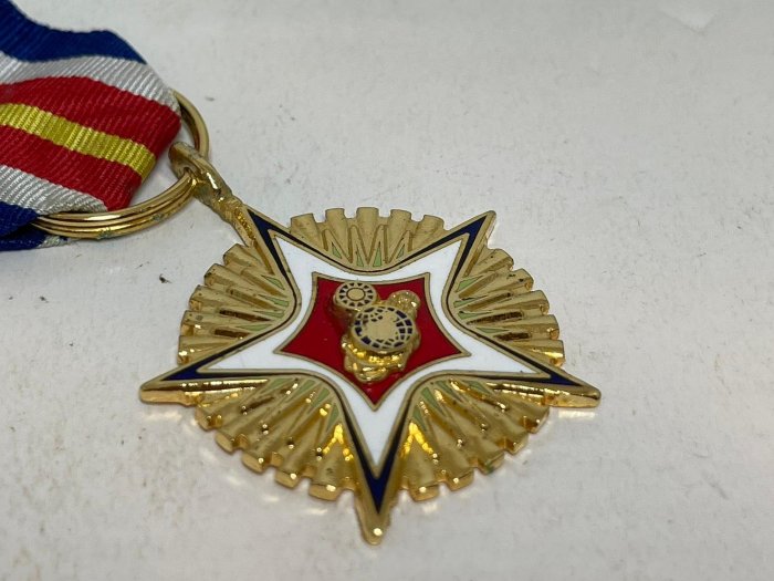 【阿輝の古物】紀念章/獎章_胸章 陸戰獎章_#ezp | Yahoo拍賣