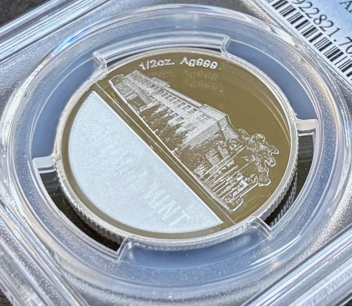 【週日21:00】57~JQ8~中央造幣廠開鑄80年紀念銀章，鑄量僅500枚 | Yahoo拍賣