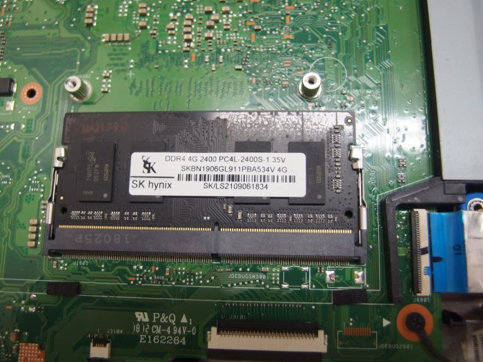 以琳の屋~華碩 ASUS X560 i5-8250U 15.6吋 筆記型電腦 請看說明 『一元起標 』(30011) | Yahoo拍賣
