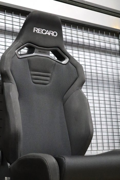 全新進口最新款RECARO SRC BK黑色 可調賽車椅 非BRIDE SPARCO OMP | Yahoo拍賣
