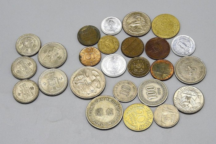 【周日結標】(D081-22)=民國25~28年布圖10、20分鎳幣*5枚(品相好)+各種錢幣*20枚 =保真 | Yahoo拍賣