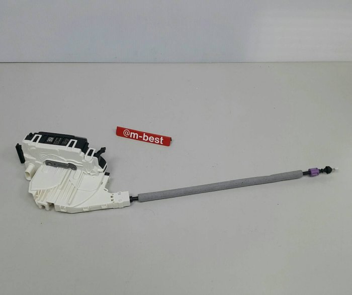 BENZ W204 S204 2007-2010 車門六角鎖 中控馬達六角鎖 門鎖 後門六角鎖 (駕駛邊 左後門用)(賓士原廠貨 ...