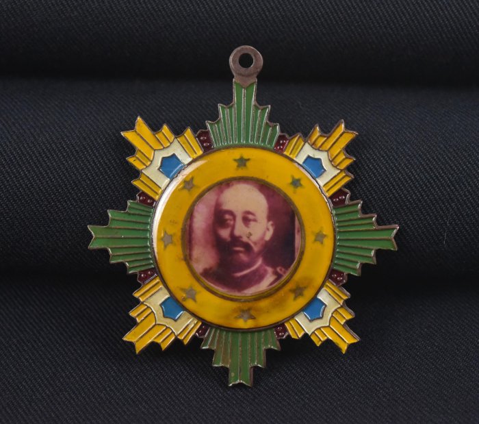 《玖隆蕭松和 挖寶網XG》託拍 國民黨印紀局製 張作霖大元帥 勳章(01236X) | Yahoo拍賣