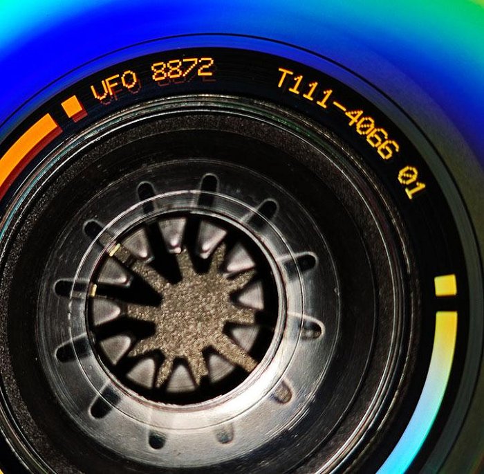 ｜二手CD｜→『姜育恆 --- 跟往事乾杯』→飛碟T111 01首版｜無ifpi碼 | Yahoo拍賣