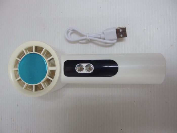 以琳隨賣屋~耐能NEXcell 3號充電電池 + 如圖 一起賣 『一元起標』B3 (11604)1 | Yahoo拍賣