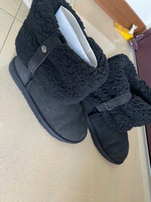 全新正品 閒置 KOOLABURRA by UGG 澳洲頂級羊毛 黑色毛靴 雪靴（UK3） | Yahoo拍賣