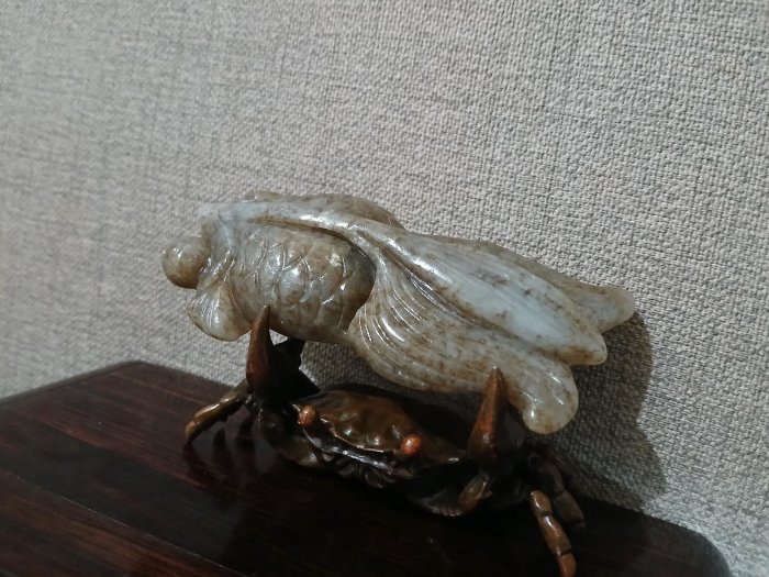 我的收藏 和闐青白玉／帶糖沁 金魚 重：148g/密度：2.96 | Yahoo拍賣