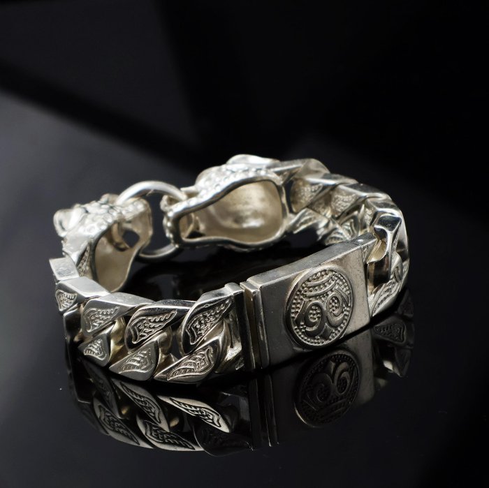 【桑園の】藏家讓 老銀器 S925 金錢豹環 設計款 粗曠手鍊 (委託品) T 8409 A01 | Yahoo拍賣