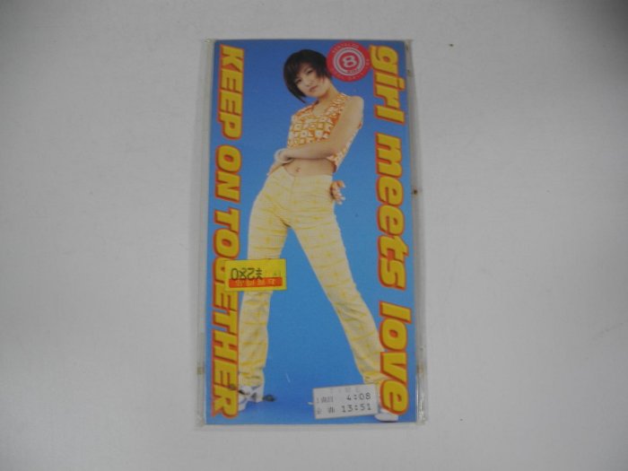 MWM 【二手CD】日本 「8Cm小光碟」Keep On Together│Girl Meets Love 日版 紙盤裝 有外塑膠袋 內有歌詞 | Yahoo拍賣