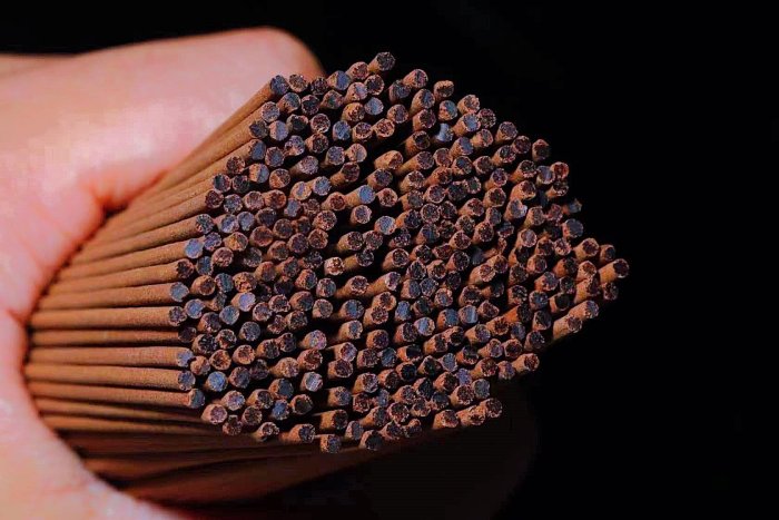 歲末!補運祈福!超好物分享!放漏福利標!(高油脂野生芽莊紅土老料 蜜結紅土野生料線香 一標一束100g)P14-9 一元起標無底價~惠安 順化芽庄~ | Yahoo拍賣