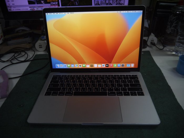 7196 Apple MACBOOK Pro A1708 2018年製 i5 MAC筆電 標多賣多少 | Yahoo拍賣