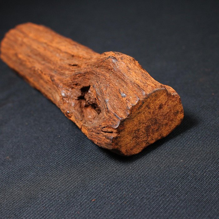 【桑園の】降真香 實心 無泡油 19公分 降真木 整根 原木 能量木 D 7059 | Yahoo拍賣