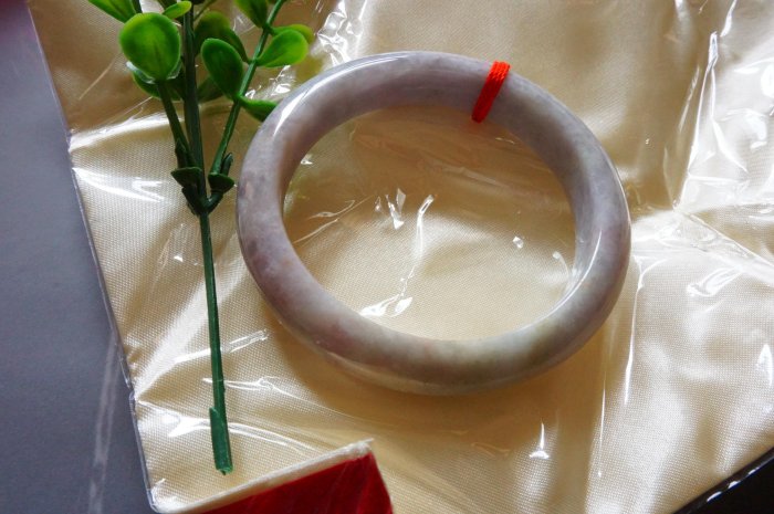 Alice~緬甸玉A貨 紅紫羅蘭灑金帶蜜糖 紫紅黃三彩翡翠玉鐲 紫紅 手圍19 | Yahoo拍賣