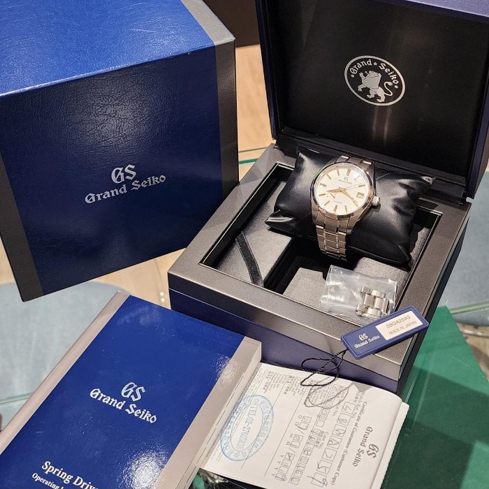 【個人藏錶】 GRAND SEIKO 大精工 GS SBGA259 雪姬 5級白鈦 動力顯示 41mm 全套 台南二手錶 | Yahoo拍賣