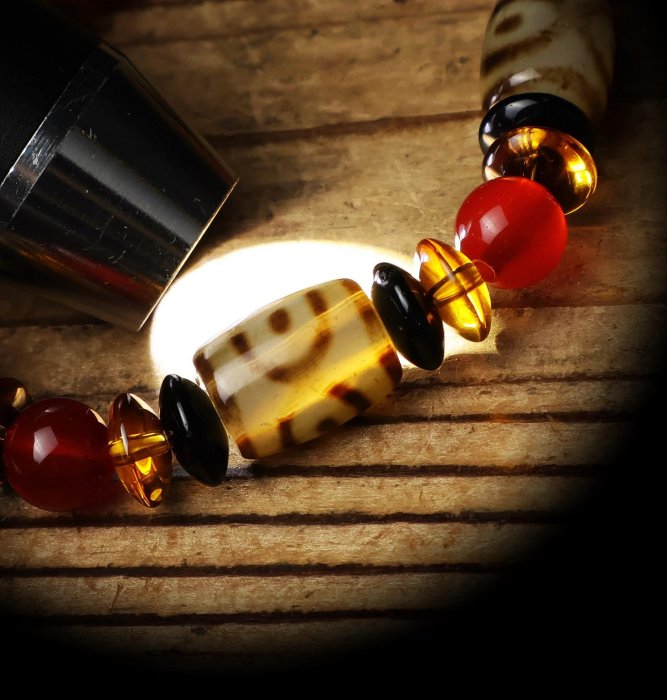 【桑園の】藏讓 藏傳密宗 三眼天珠 厚肉 手串 藏品 (委託品) T 8029 A02 | Yahoo拍賣