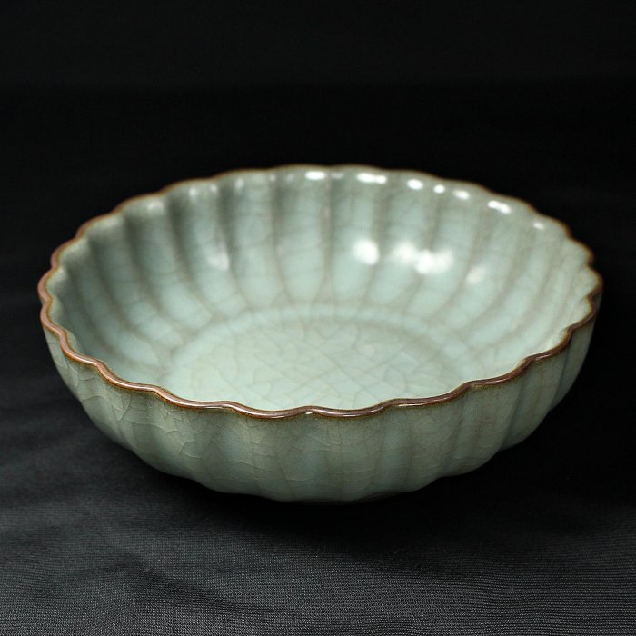 【桑園の】官窯 鐵胎青釉 開片葵口缽 陶瓷缽 D 6095 | Yahoo拍賣