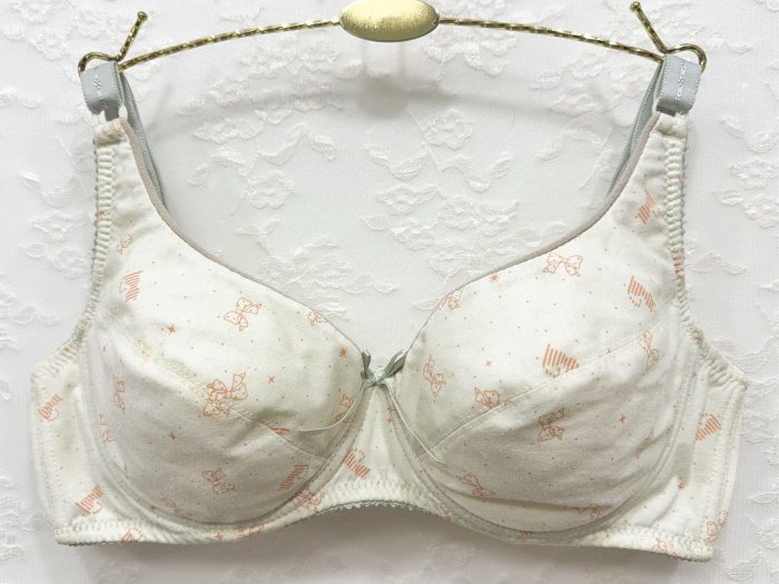 👙胸罩/女內衣 ：36/80D💗婷の二手少女內衣💗薄罩杯。 | Yahoo拍賣