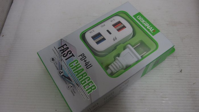 以琳の屋~全新品 多口USB+1PD充電孔 多孔插頭 大功率多功能充電器 功能正常『一元起標』2(04284)5 | Yahoo拍賣