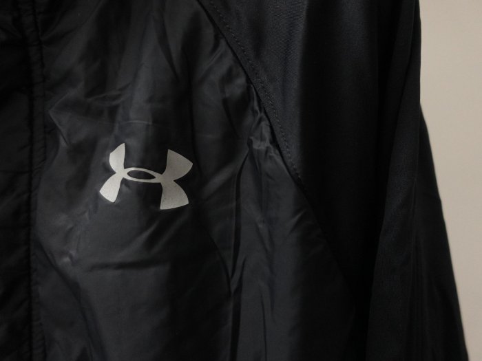 CA 美國運動品牌 UNDER ARMOUR 女款 黑色 休閒夾克 M號 一元起標無底價C575 | Yahoo拍賣