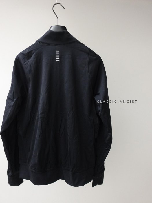 CA 美國運動品牌 UNDER ARMOUR 女款 黑色 休閒夾克 M號 一元起標無底價C575 | Yahoo拍賣