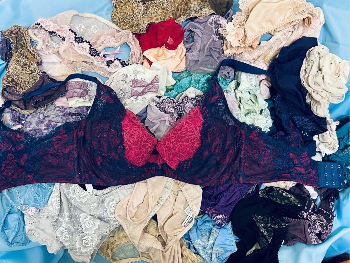 F80 36F 80F 蕾黛絲 Ladies 美背穩包靠過來 二手內衣 大罩杯 | Yahoo拍賣