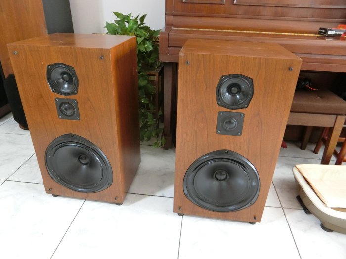 KEF Model 105.2 喇叭套件低音12吋(B300)使用銘器BBC LS3/5a 中音(B110)高音(T52) | Yahoo拍賣