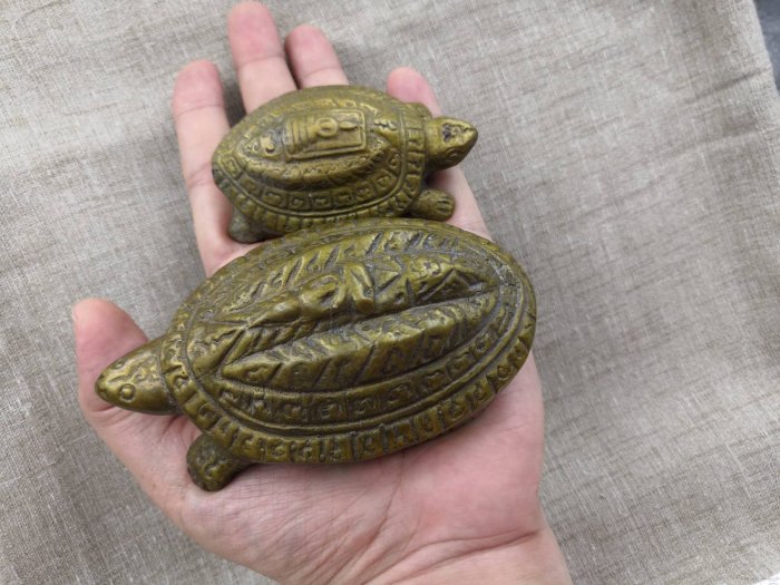 天降石&龜帶來發大財~招財神龜大師龍普留 龍婆柳~佛歷2561(二選一)超大招財龜 崇笛佛供奉型 佛牌 B07 | Yahoo拍賣