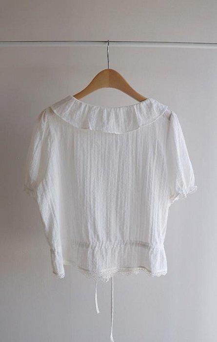 Bellee 正韓 氣質蕾絲荷葉邊綁帶短袖襯衫上衣 (2色) 【0526-8】 | Yahoo拍賣