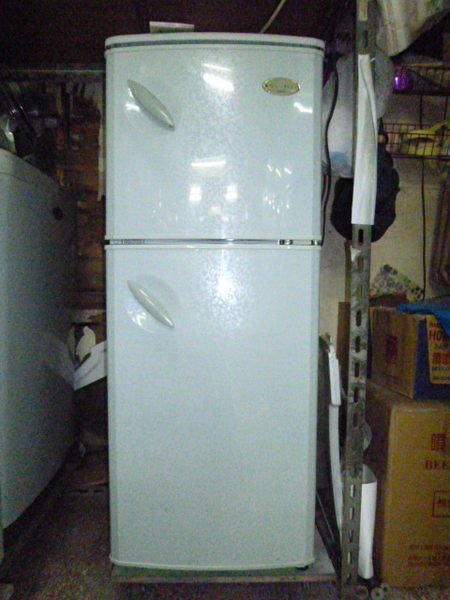 @HOT_學生套房族最愛~~聲寶美滿.環保小雙門冰箱~極新又漂亮@@兩年保固 | Yahoo拍賣