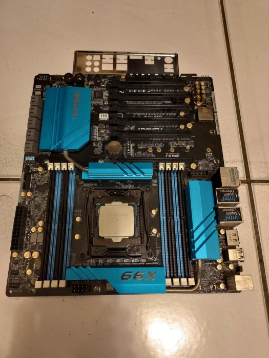 (現貨)高階伺服器主機板 華擎ASRock X99 WS /支援 LGA 2011-3 | Yahoo拍賣