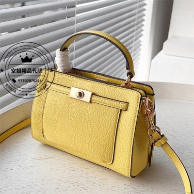 空姐代購 COACH 8320 Lane MINI 蔻馳新款 迷你防刮 手提女包 單肩斜挎 側背小包 小號殺手包 附購證 | Yahoo拍賣