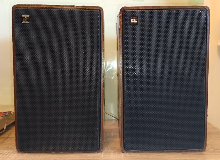 一元起標,標多少賣多少, 德國製Grundig Minerva Regal-Box RB 6050 三音路書架喇叭 | Yahoo拍賣