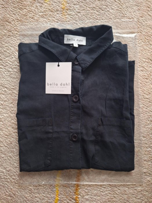 全新美國品牌- Bella Dahl 黑色天絲棉雙口袋短袖襯衫apt.3R S | Yahoo拍賣