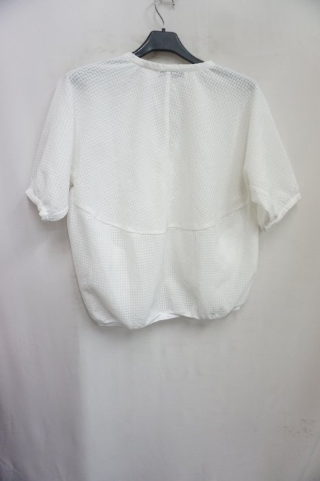 拾壹♥時尚心語♥【VIGA WANG】38肩白100纖維微透膚短袖上衣~燕鳴-0530-H37 | Yahoo拍賣