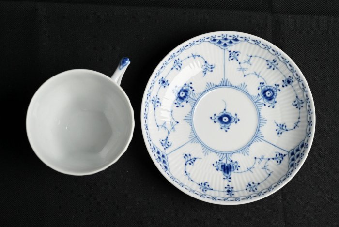 《玖隆蕭松和 挖寶網T》陶瓷 ROYAL COPENHAGEN 皇家哥本哈根 手繪 唐草紋 下午茶 杯盤組 盒裝 (12237) | Yahoo拍賣