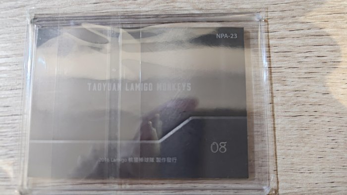 CPBL Lamigo 桃猿 2016 球員卡 梁家榮親筆簽名球衣卡 卡編08 一元起標無底價 | Yahoo拍賣