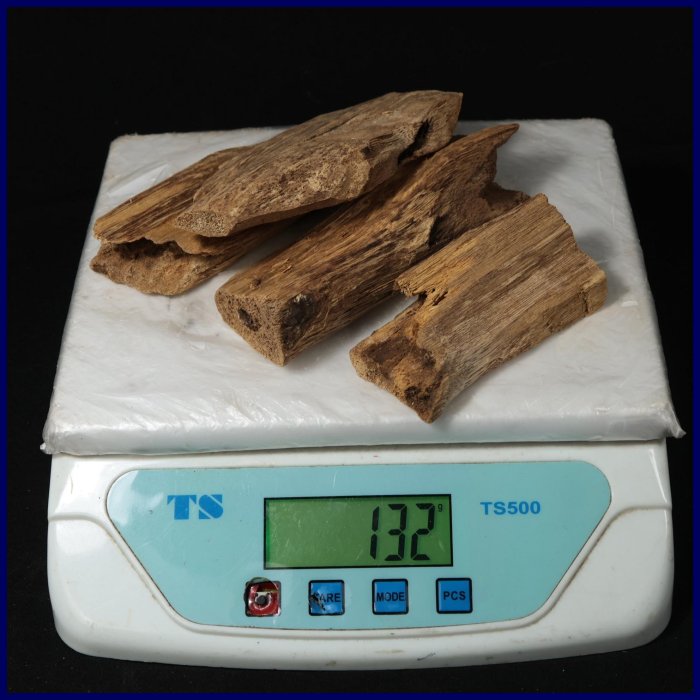 【桑園の】原木 越南芽莊 沉香塊 132g 原木品香 煎香爐用 打粉 薰香 一包 T 1294 | Yahoo拍賣