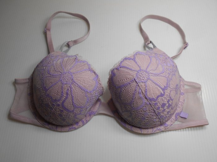 舊愛與新歡~【維多莉亞的秘密】芋紫色~落花飄在風裡34C(9-55)~99元起標~標多少賣多少~ | Yahoo拍賣