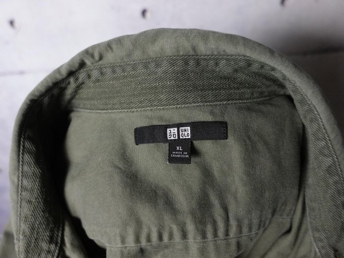 CA 日本品牌 UNIQLO 軍綠仿舊 純棉 長袖工作襯衫 XL號 一元起標無底價B693 | Yahoo拍賣
