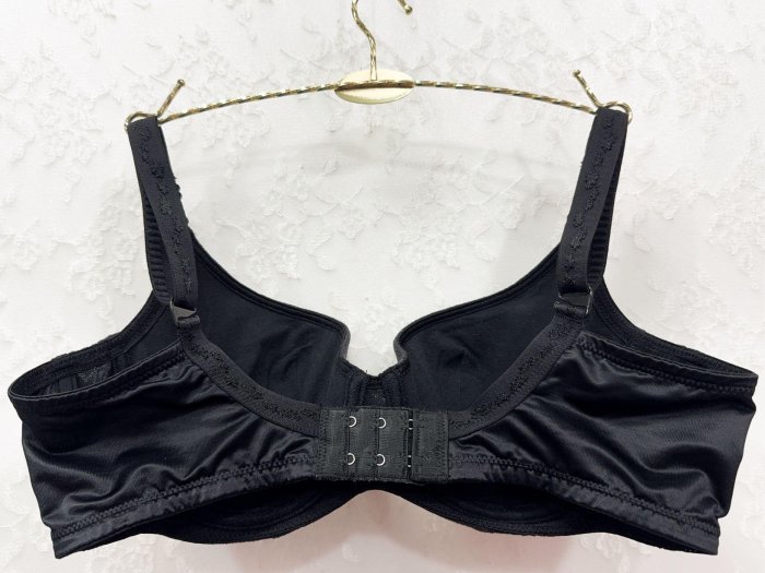 👙Wacoal華歌爾：36/80C💗婷の二手內衣💗厚罩杯。 | Yahoo拍賣