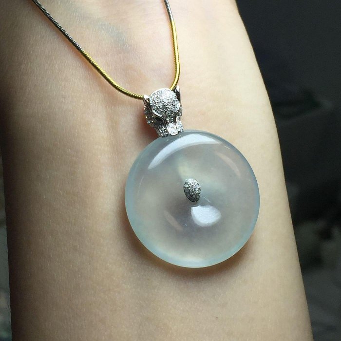 售出感恩💖💖🌸翡麗寶盒🌸翡翠緬甸A貨玻璃種鏡面強光平安扣18K | Yahoo拍賣