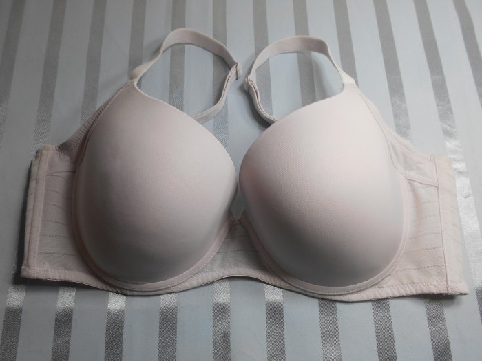 女【華歌爾~莎薇】淺芋紫氣質恬美迷人內衣80E/36E~100元起標~標多少賣多少~ (9A51) | Yahoo拍賣