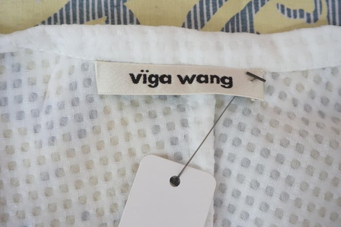 拾壹♥時尚心語♥【VIGA WANG】38肩白100纖維微透膚短袖上衣~燕鳴-0530-H37 | Yahoo拍賣