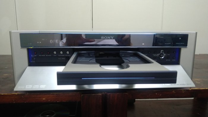 SONY BDZ-S77 藍光錄影機(含37片專用光碟) | Yahoo拍賣