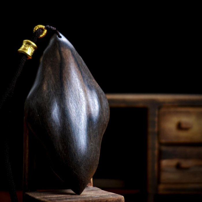 【桑園の】越南芽莊 沉香老料 千手觀音 精雕 隨型掛件 手把件 Y 1086 | Yahoo拍賣