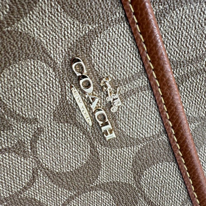 一元起標 近全新 二手真品 COACH 斜背包 側背包 VA414 | Yahoo拍賣