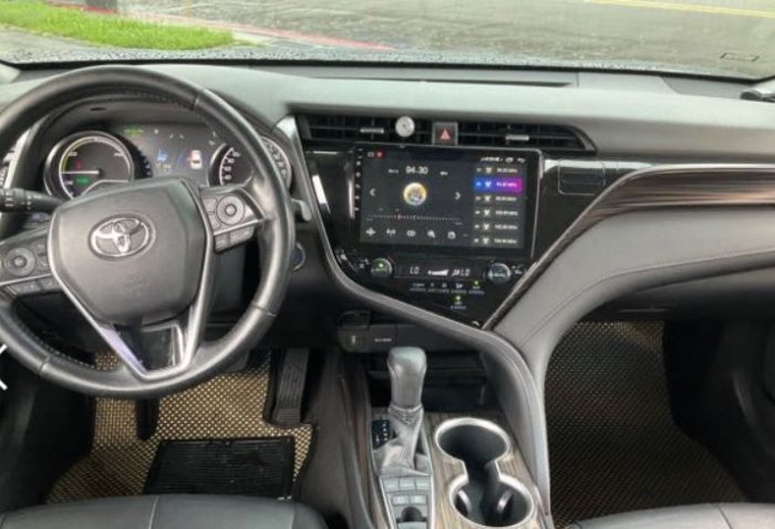 Toyota Camry油電版 2021年 跑8萬公里 2000cc | Yahoo拍賣