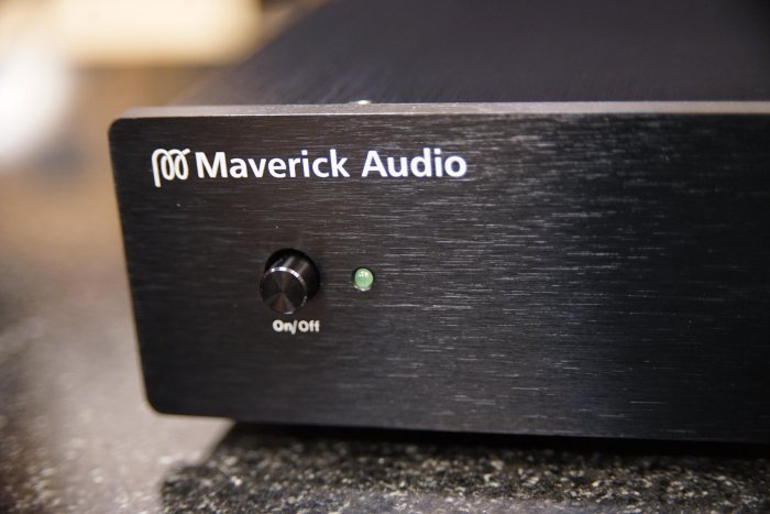 [ 一元音響 ] 全新品! 令人驚豔的小傢伙 美國 Maverick Audio TubeMagic A1 二聲道 真空管綜合擴大機 一元起標 ...
